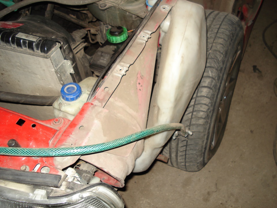 Омыватель фар — Audi Coupe (89,8B), 2,3 л, 1989 года | запчасти | DRIVE2