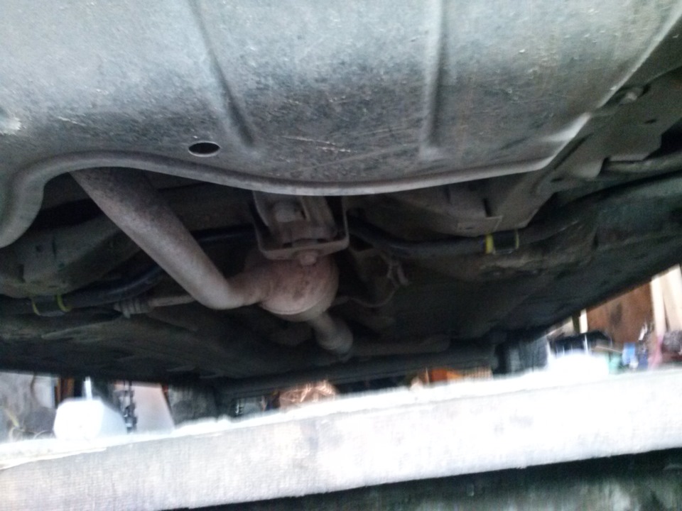 стабилизатора поперечной устойчивости (СПУ) — Renault Sandero 1G, 1,4 л ...