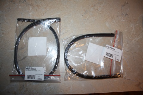 8521428090 Резинка щётки стеклоочистителя правого TOYOTA LEXUS ...