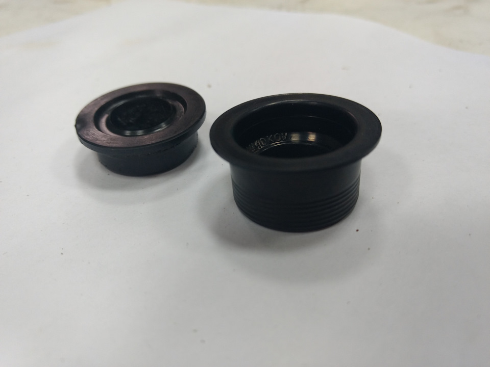 Сальник штока КПП. — Skoda Felicia, 1,3 л, 1997 года | запчасти | DRIVE2