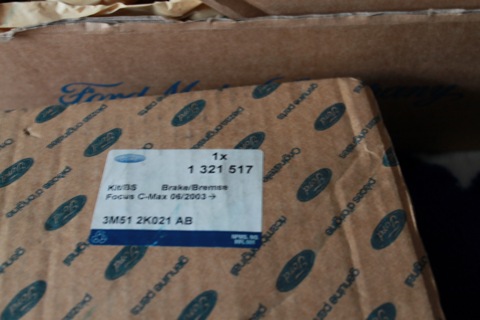 1321517 Колодки тормозные дисковые передние / Focus C-MAX 1.6-2.0 Focus ...