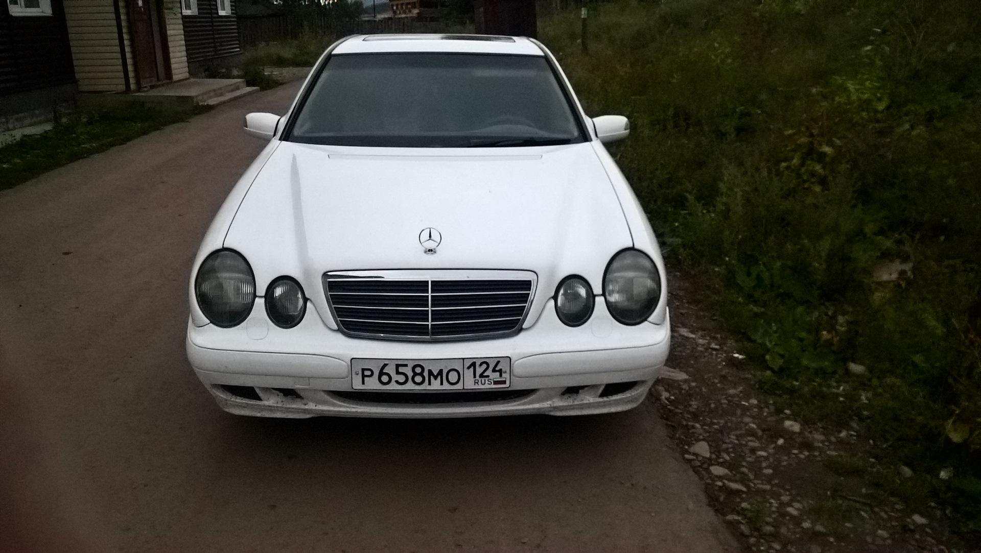 Теперь он белый — Mercedes-Benz E-Class (W210), 2,2 л, 2002 года | кузовной ремонт | DRIVE2