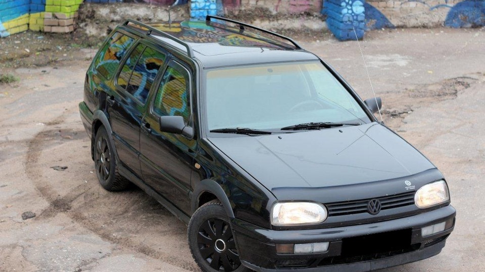 Немного доработал отсек под запаску. — Volkswagen Golf Variant (Mk3), 1 ...