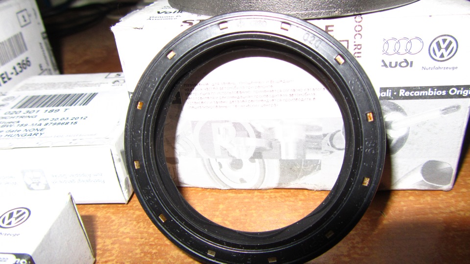 течь с фланцев. — Volkswagen Jetta II, 1,6 л, 1991 года | запчасти | DRIVE2