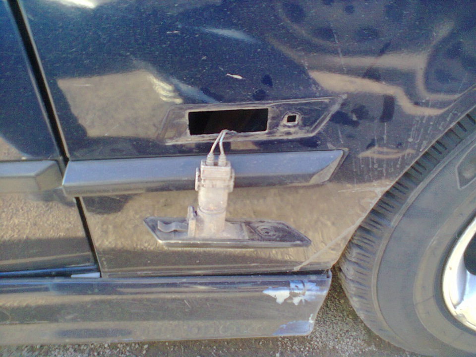 20) УСТАНОВКА РАСПОРНЫХ ГАЕК И ВИНТОВ — BMW 3 series (E36), 2,5 л, 1995 ...