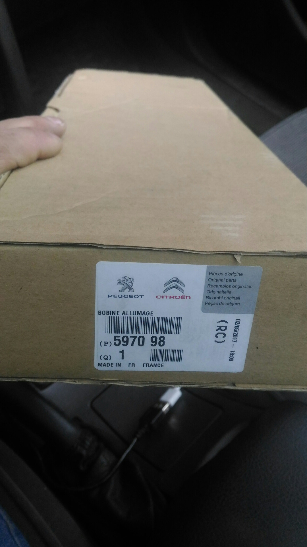 Замена катушки зажигания. — Peugeot 407 SW, 2 л, 2005 года | своими ...