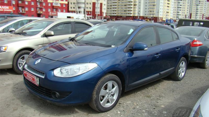 Renault Fluence 1.6 бензиновый 2011 | на DRIVE2