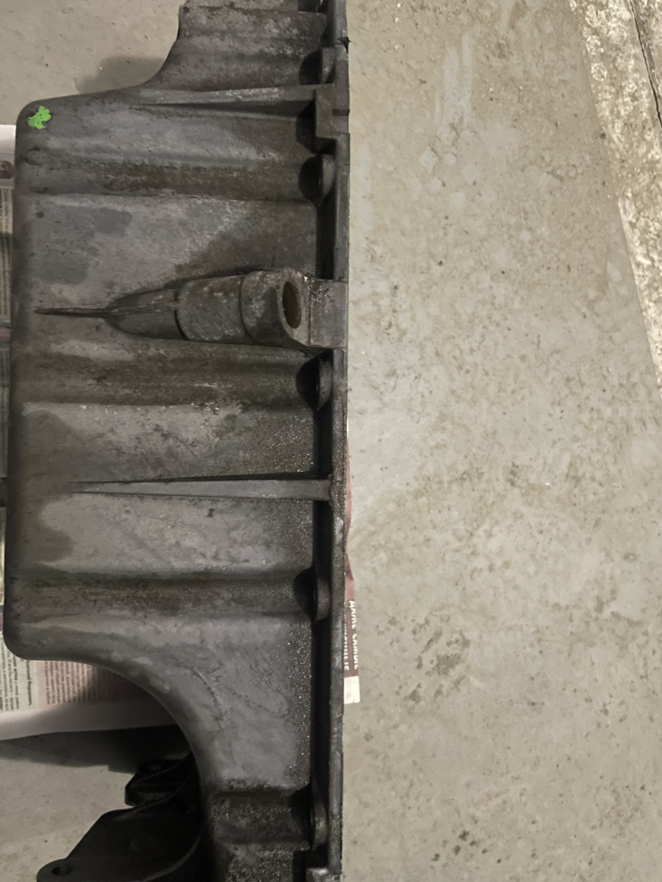 Щербатый поддон — Opel Astra J, 1,6 л, 2011 года | запчасти | DRIVE2