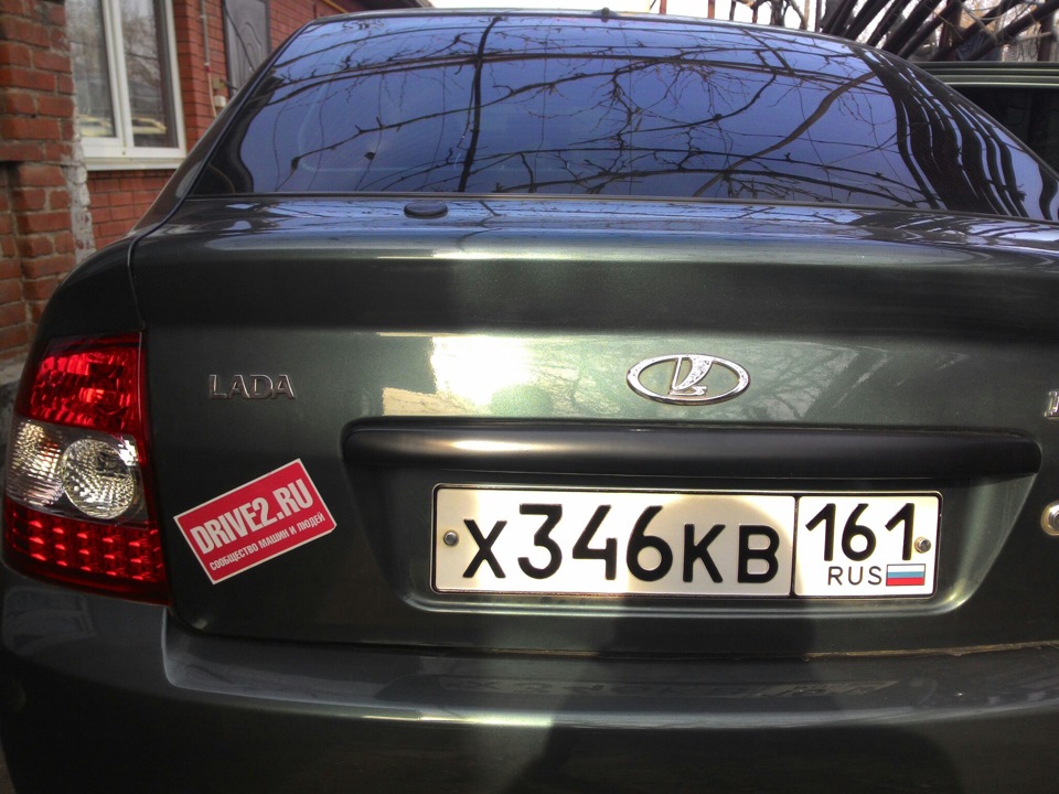 Демонтаж заднего дворника — Lada Приора хэтчбек, 1,6 л, 2009 года ...