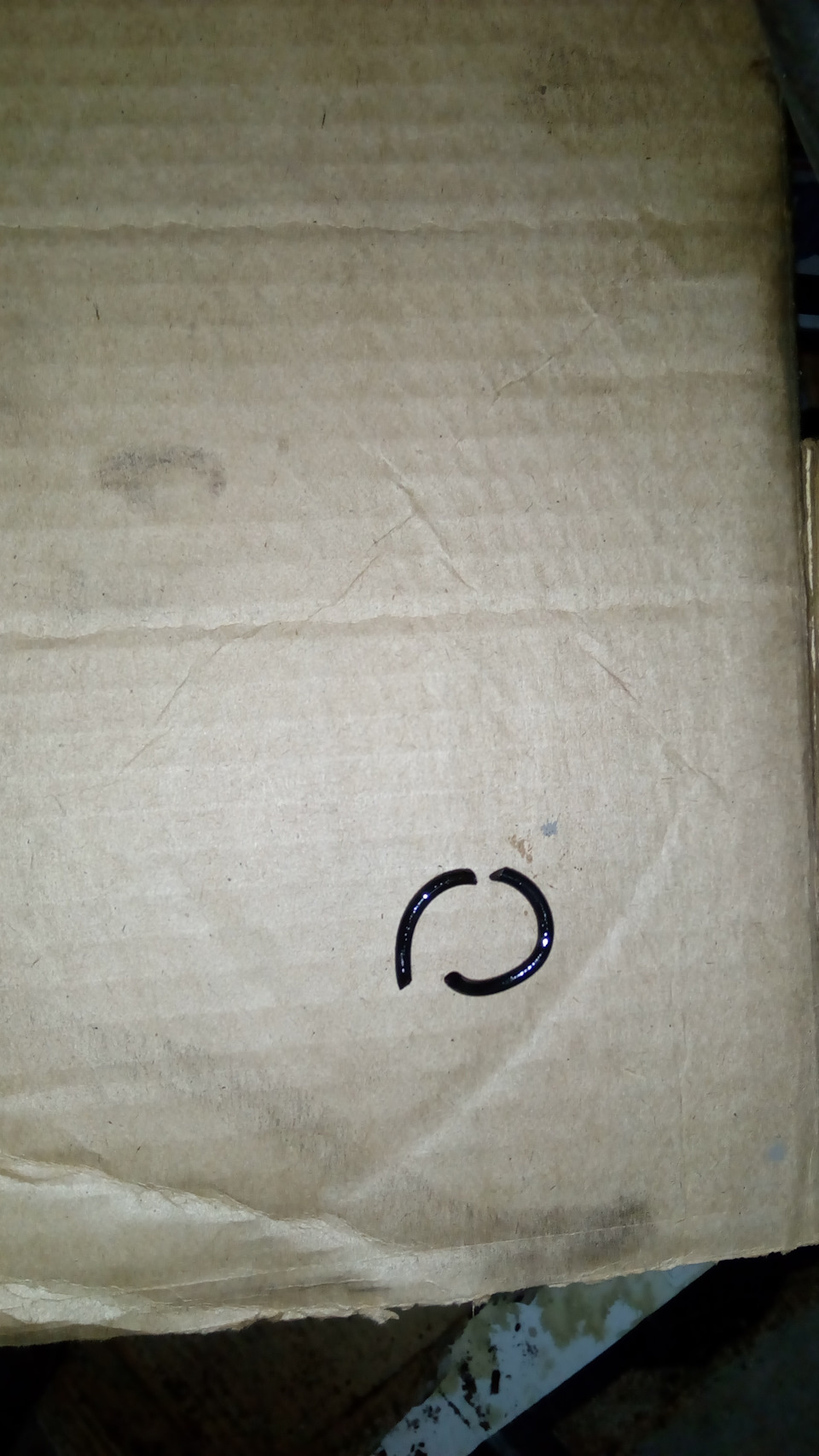 Замена корпуса масляного фильтра, масла и неприятный сюрприз — Mercedes ...