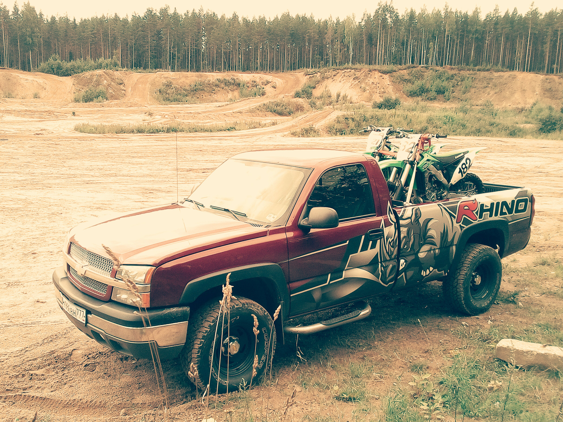 Воскресные выездные тренировки — Chevrolet Silverado (GMT800), 5,3 л ...