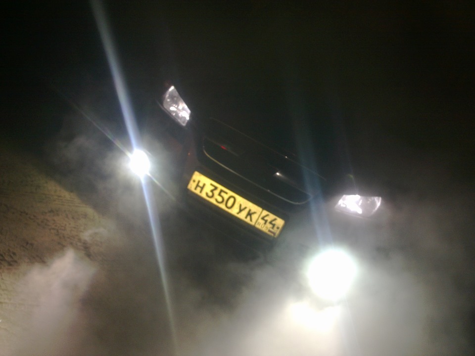 Туманки + ксенон 5000К — Chevrolet Aveo Sedan (1G), 1,2 л, 2008 года ...