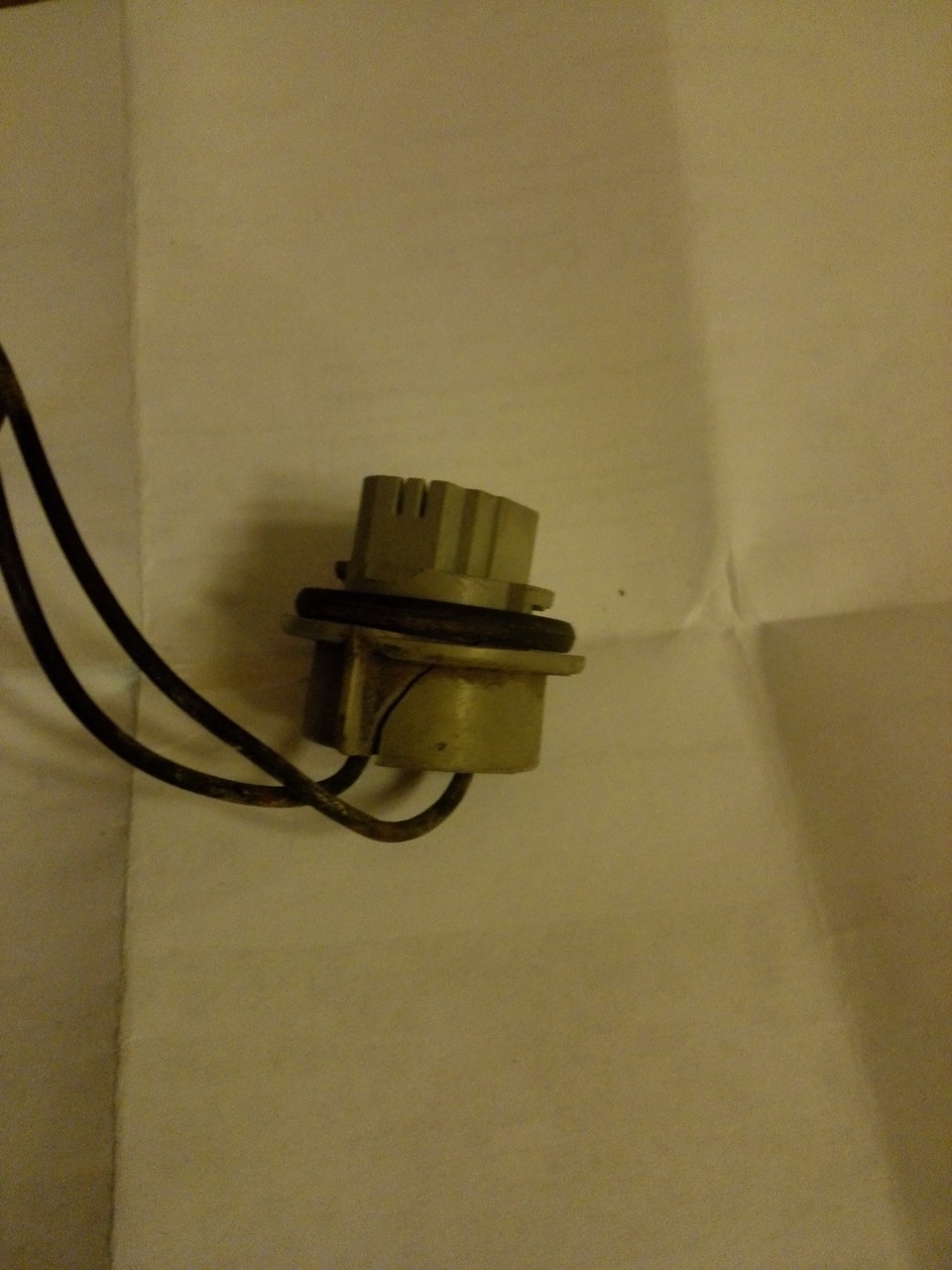 Замена патрона заднего противотуманного фонаря на Pajero IV ...