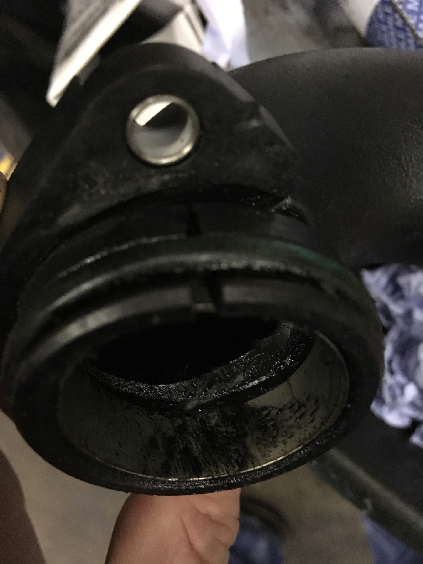 ТО 4 108 000 — Volvo XC60 (1G), 2,4 л, 2010 года | визит на сервис | DRIVE2