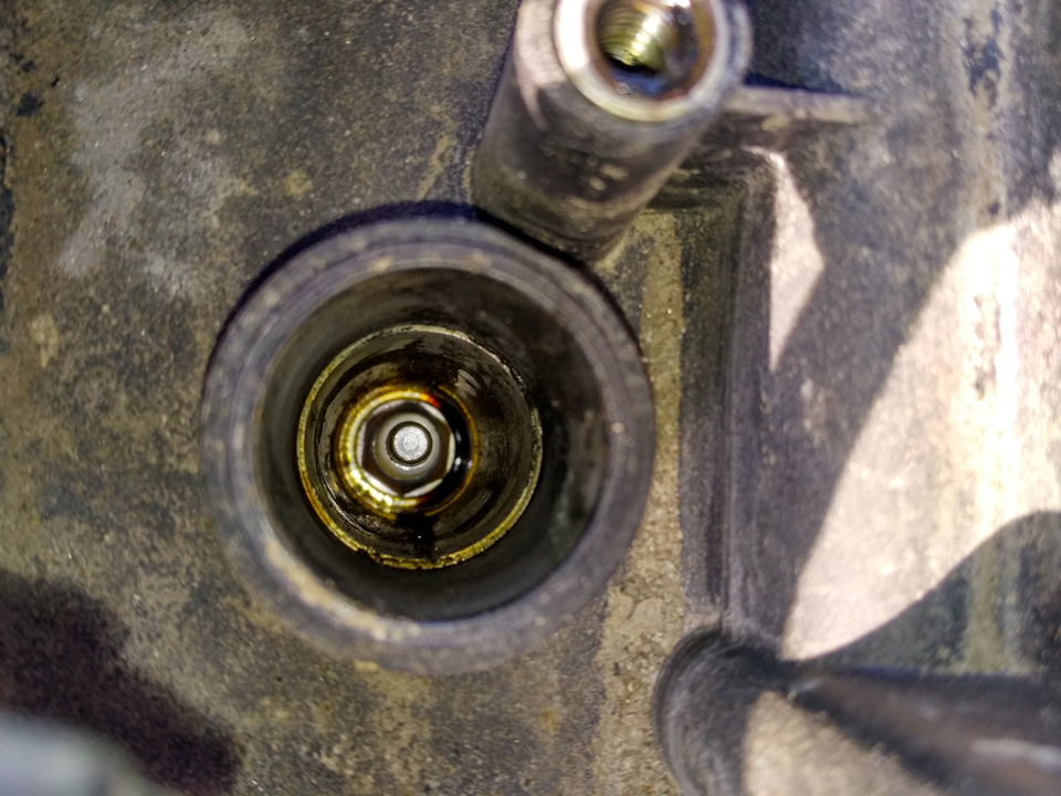 Новый акуммулятор и замена прокладки клапанной крышки. — Hyundai Santa ...