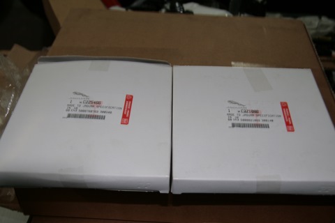 C2Z1080 СТЕКЛО-НАРУЖН.ЗЕРК.ЗАД.ВИДА (D) Jaguar Land Rover | Запчасти на ...