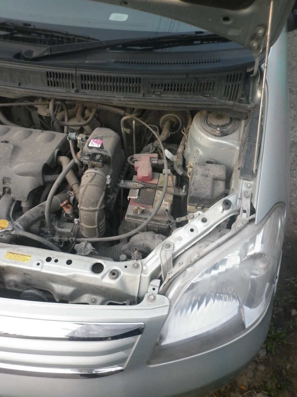 К нашему ДВС "ZJ-VE" подходит ДМРВ от "Toyota". — Mazda Demio (2G), 1,3 ...