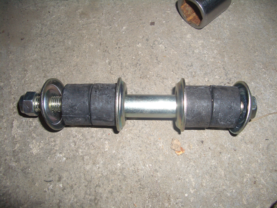 Заменка стойки стабилизатора, фиксаторы передних колодок — Mitsubishi ...