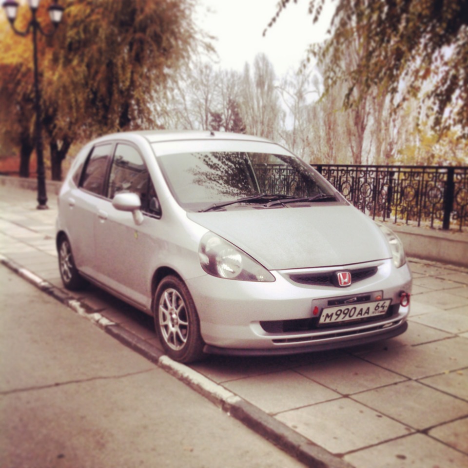Осеннее… — Honda Fit (1G), 1,3 л, 2002 года | фотография | DRIVE2