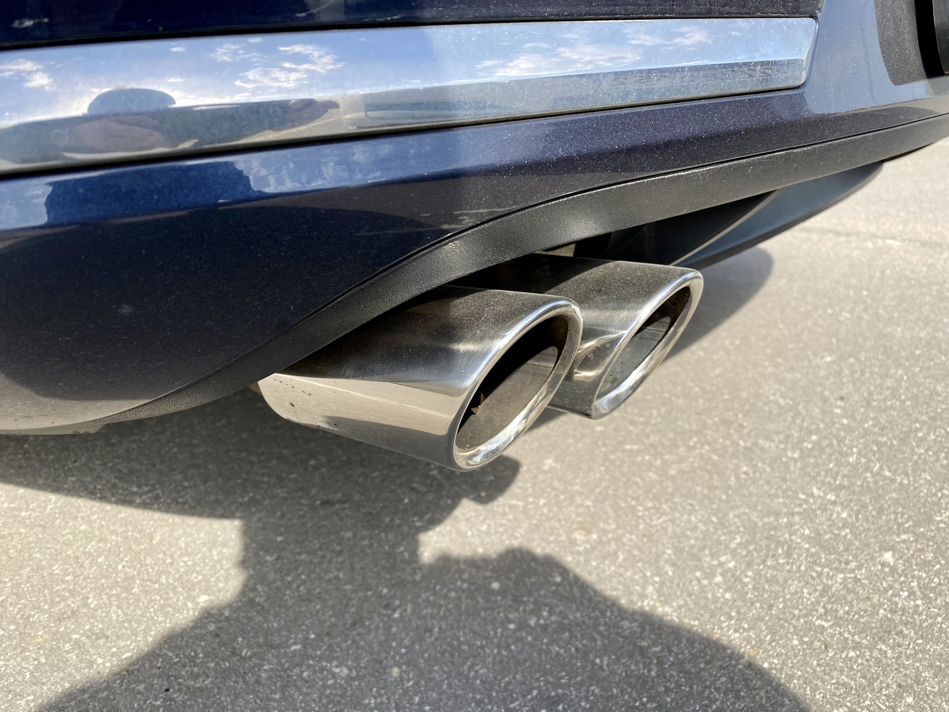 Насадки на выхлопную трубу — Volkswagen Passat B7, 1,8 л, 2012 года ...