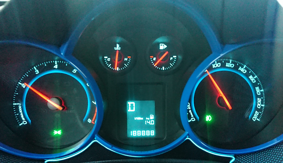 Замена уплотнителей стекол задних дверей. — Chevrolet Cruze (1G), 1,8 л ...