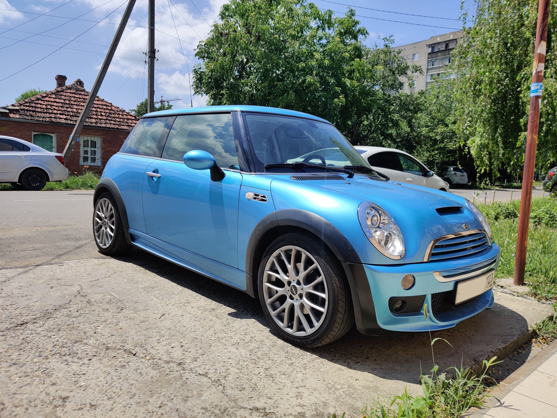 Обвес John Cooper Works и диски — MINI Cooper S Mk I, 1,6 л., 2005 года ...
