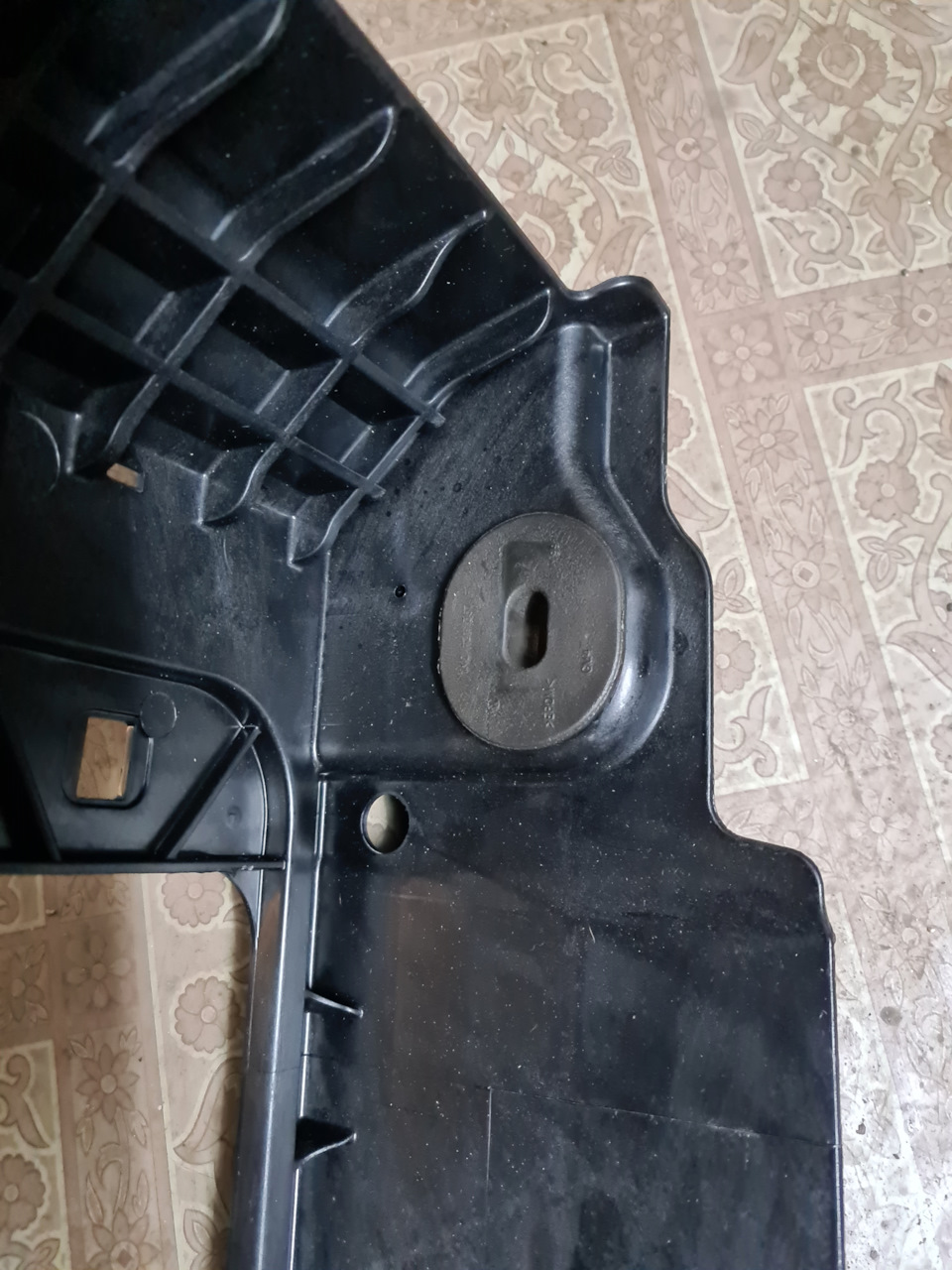 1K0121367F Кронштейн VAG | Запчасти на DRIVE2