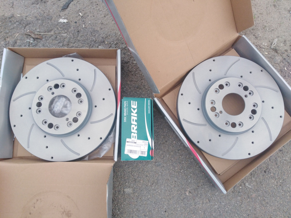 Тормоза g-brake с перфорацией — Toyota Mark II (100), 2,5 л, 1996 года ...