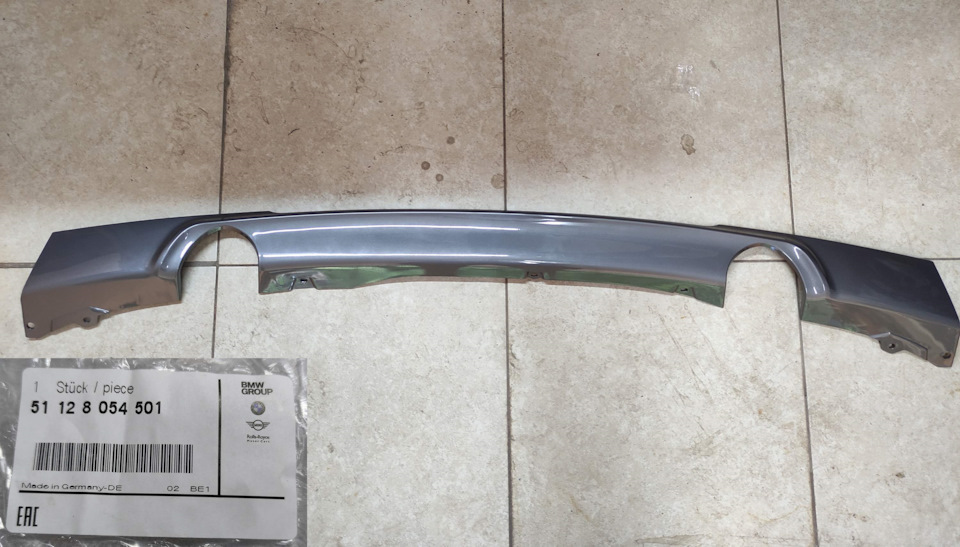 51128054501 Вставка заднего бампера BMW | Запчасти на DRIVE2