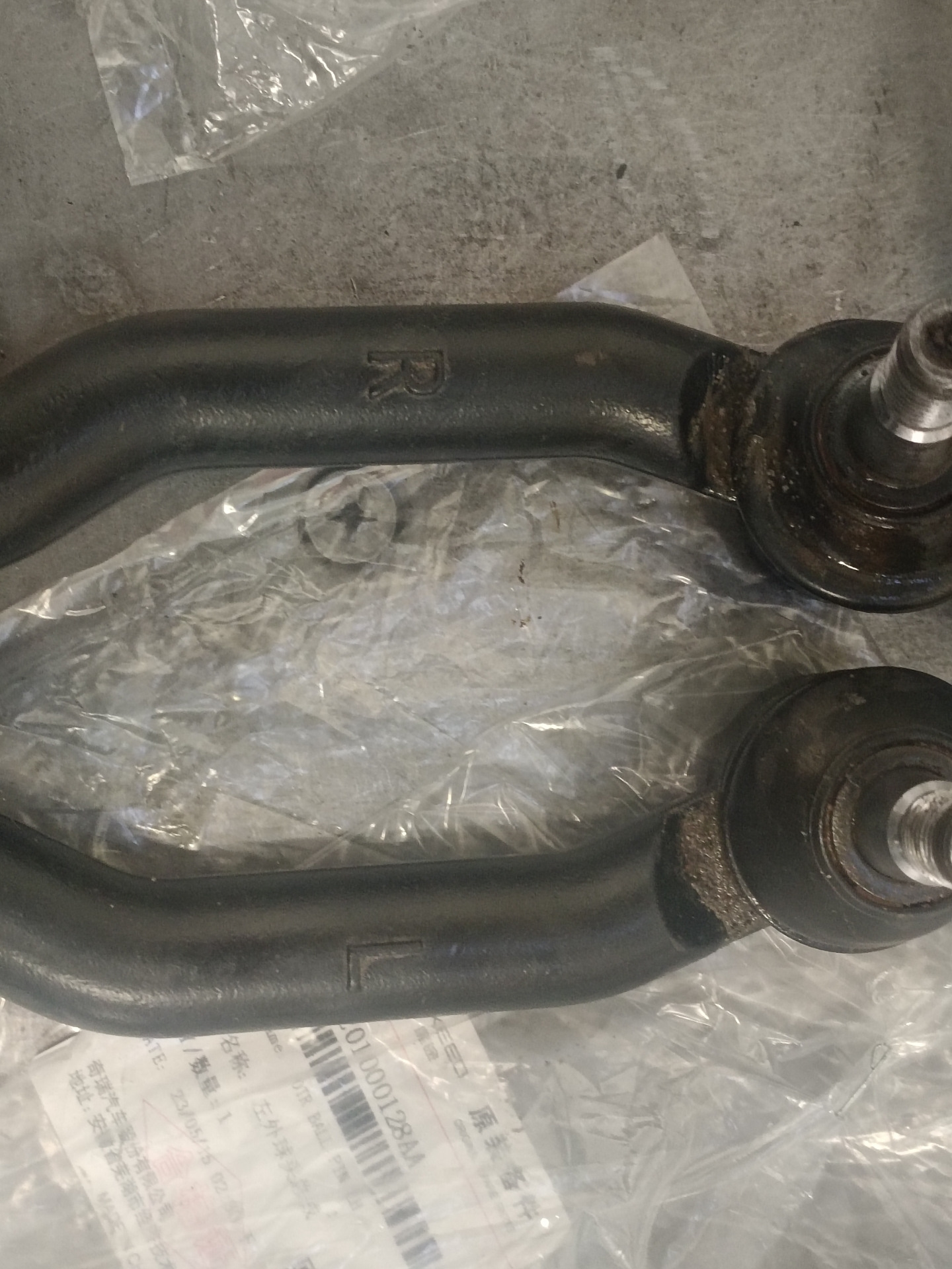 Замена рулевых наконечников пробег 5.500 — Chery Tiggo 7 Pro Max, 1,5 л ...