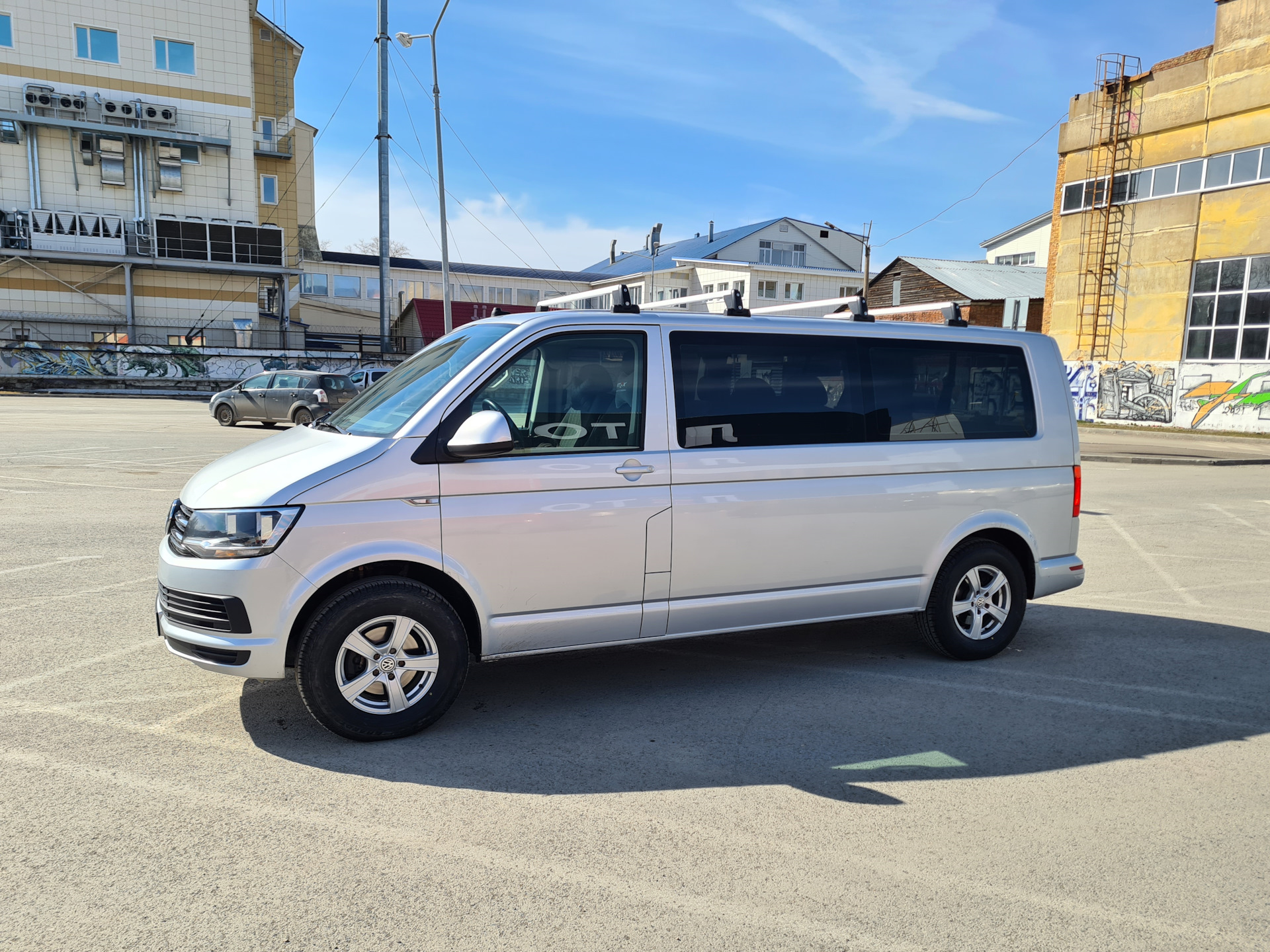 Новая летняя резина 235/70 R16 — Volkswagen Caravelle (T6), 2 л, 2018 ...