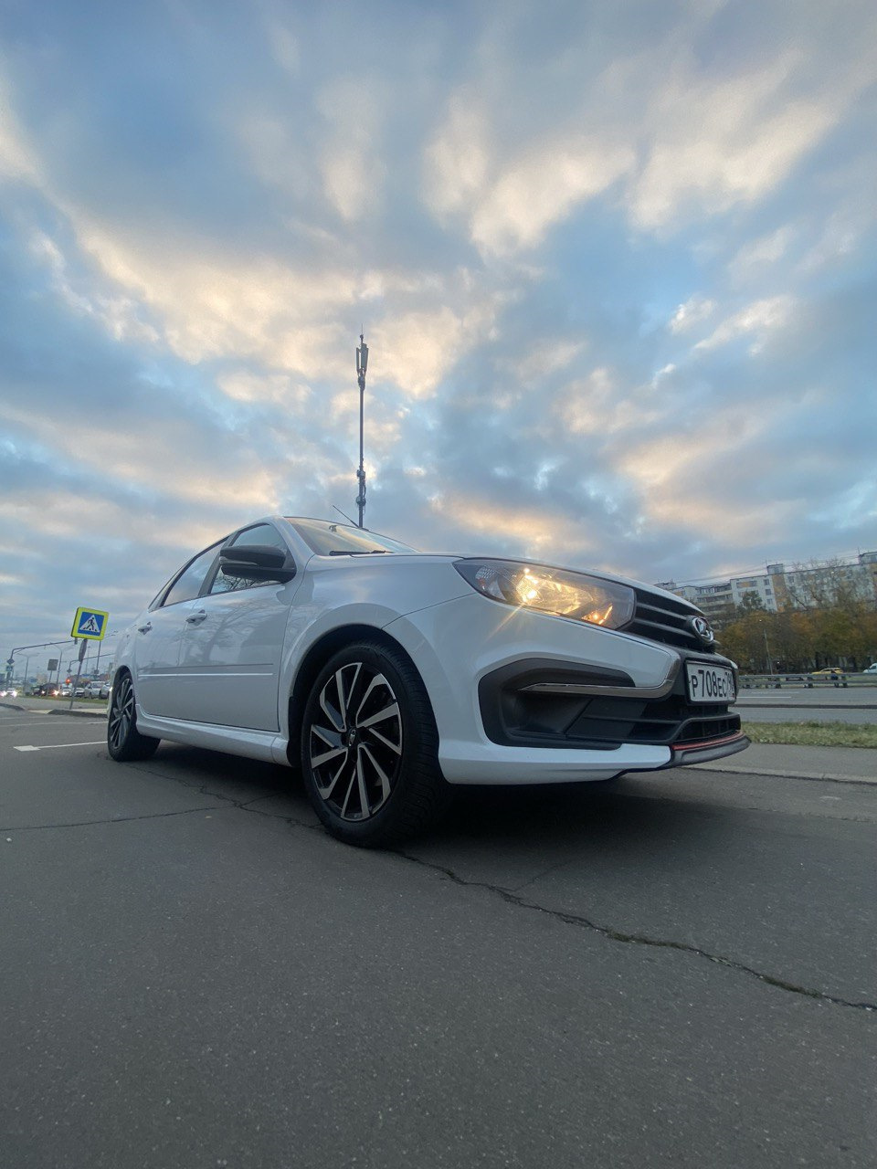 Датчик педали тормоза сказал — Ты кто такой? Давай, до свидания! — Lada ...