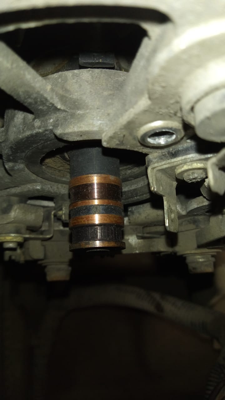 Генератор живи) — Lada Калина Универсал (1G), 1,6 л, 2012 года ...