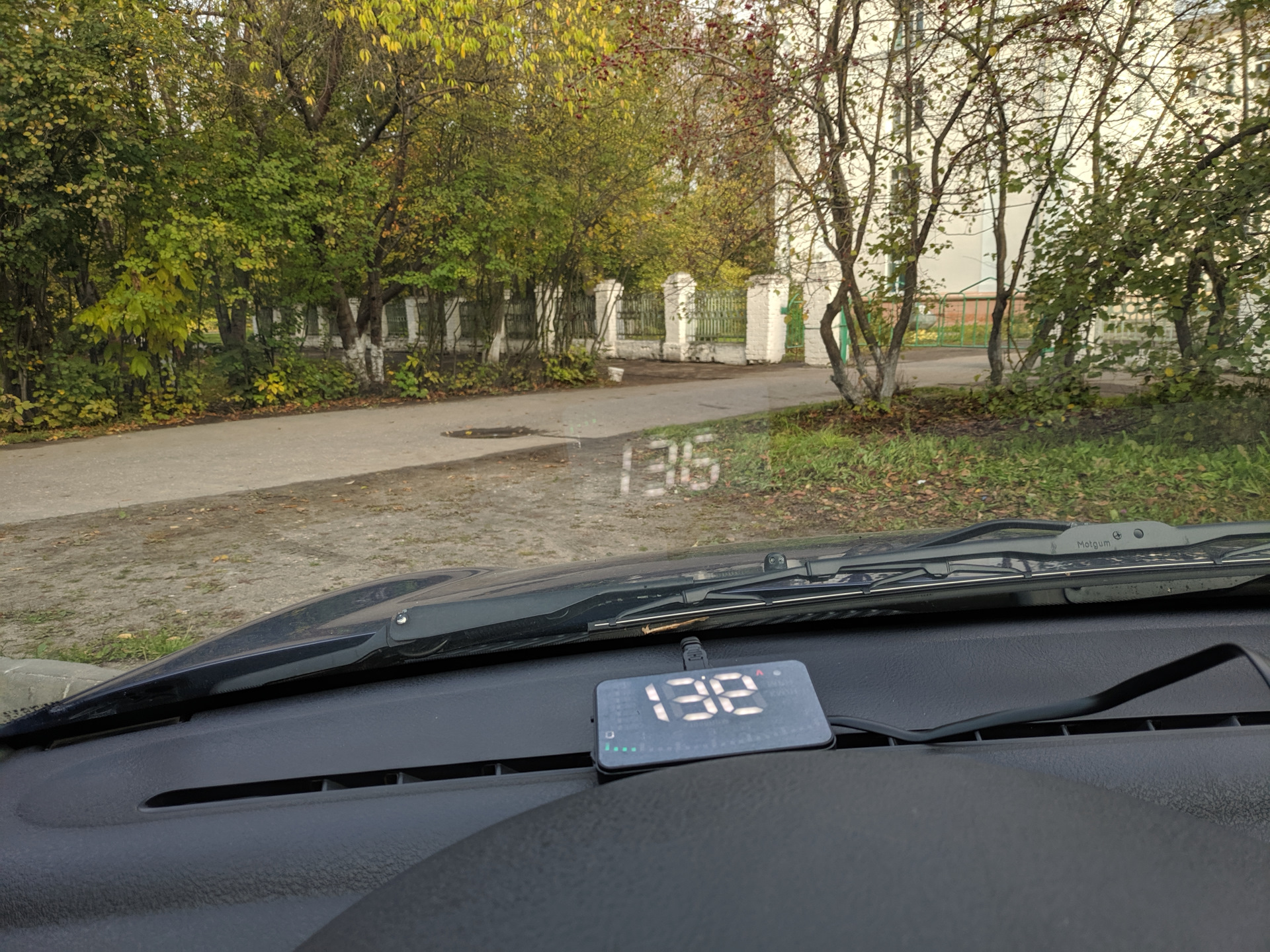 Проекция на лобовое стекло. (облом) — Renault Symbol, 1,4 л, 2005 года ...