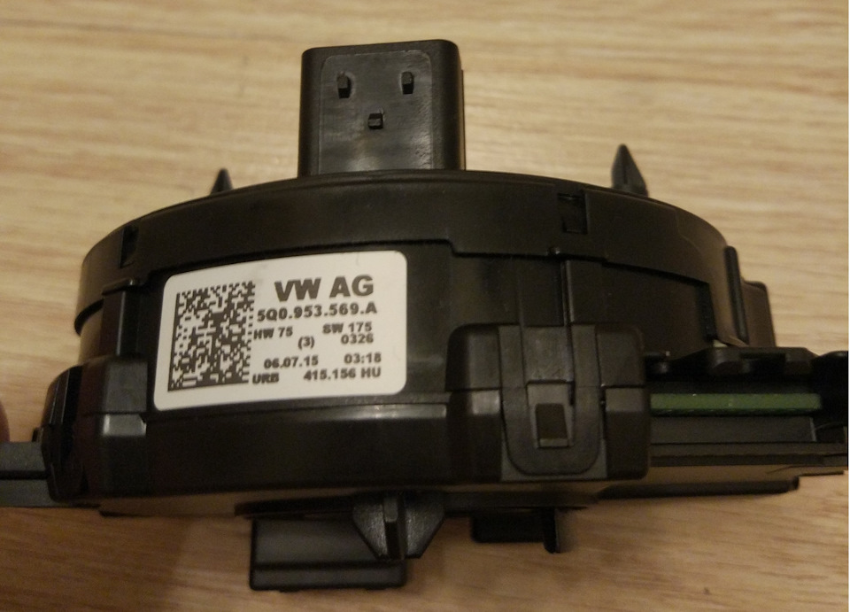 5Q0953569A Шлейф ленточный подрулевой комбинации VAG | Запчасти на DRIVE2