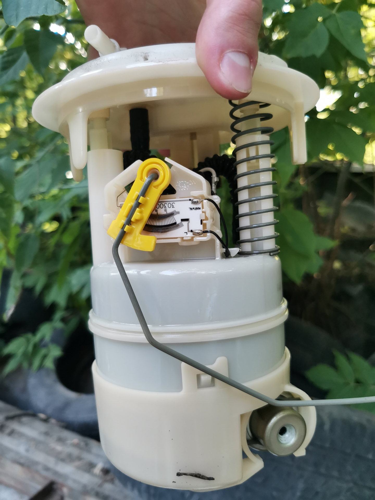 Замена топливного насоса ew10a — Citroen C5 (2G), 2 л, 2008 года ...