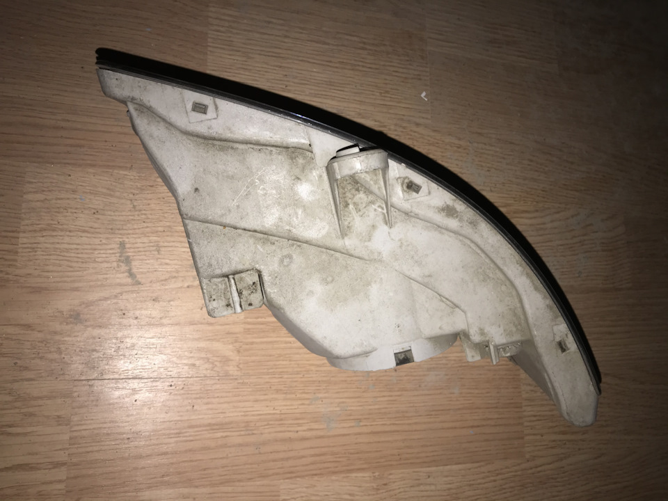 Фара противотуманная левая Toyota Camry 2004-06 на Toyota Camry (XV30 ...