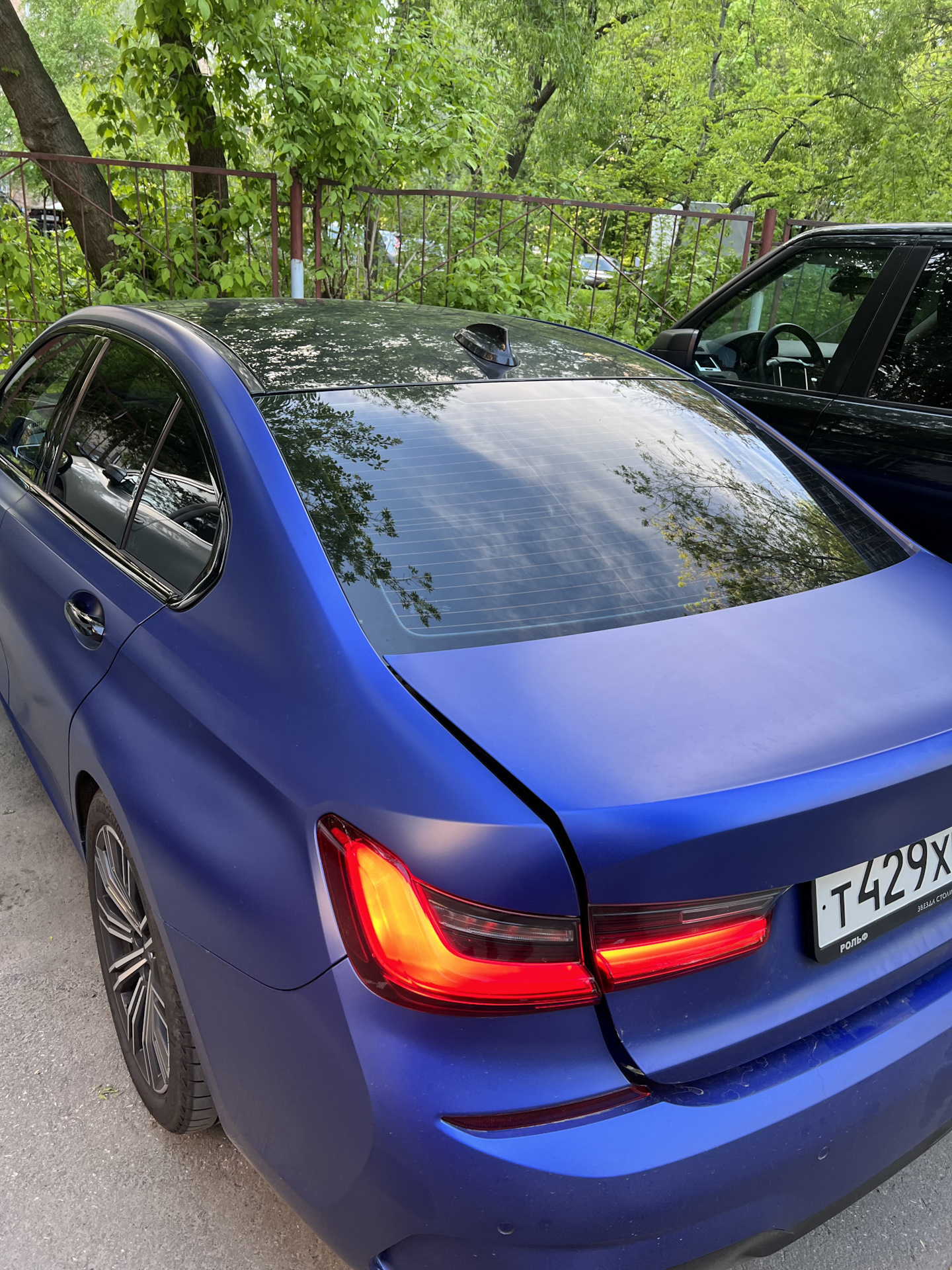 Перестал работать электропривод багажника — BMW 3 series (G20), 2 л ...