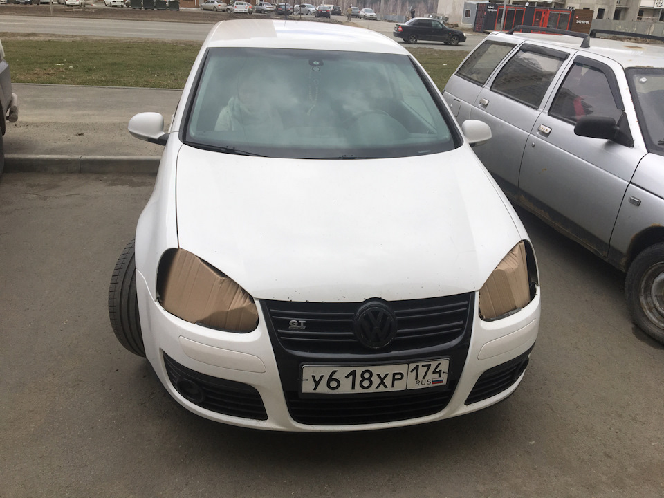 Би линзы в ближний и туманки — Volkswagen Golf Mk5, 1,4 л, 2008 года ...
