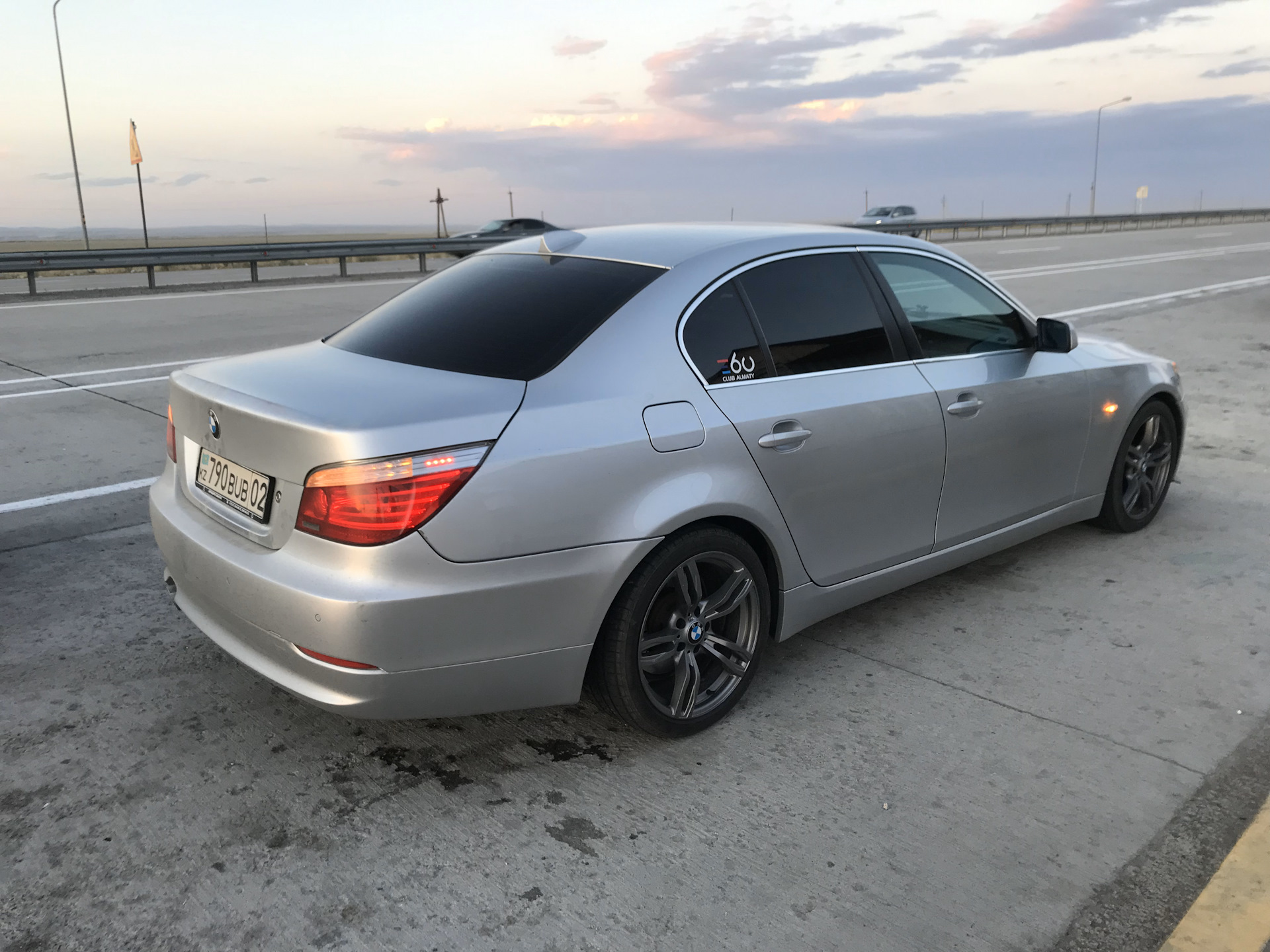 Фотки с трассы — BMW 5 series (E60), 2,5 л, 2008 года | фотография | DRIVE2