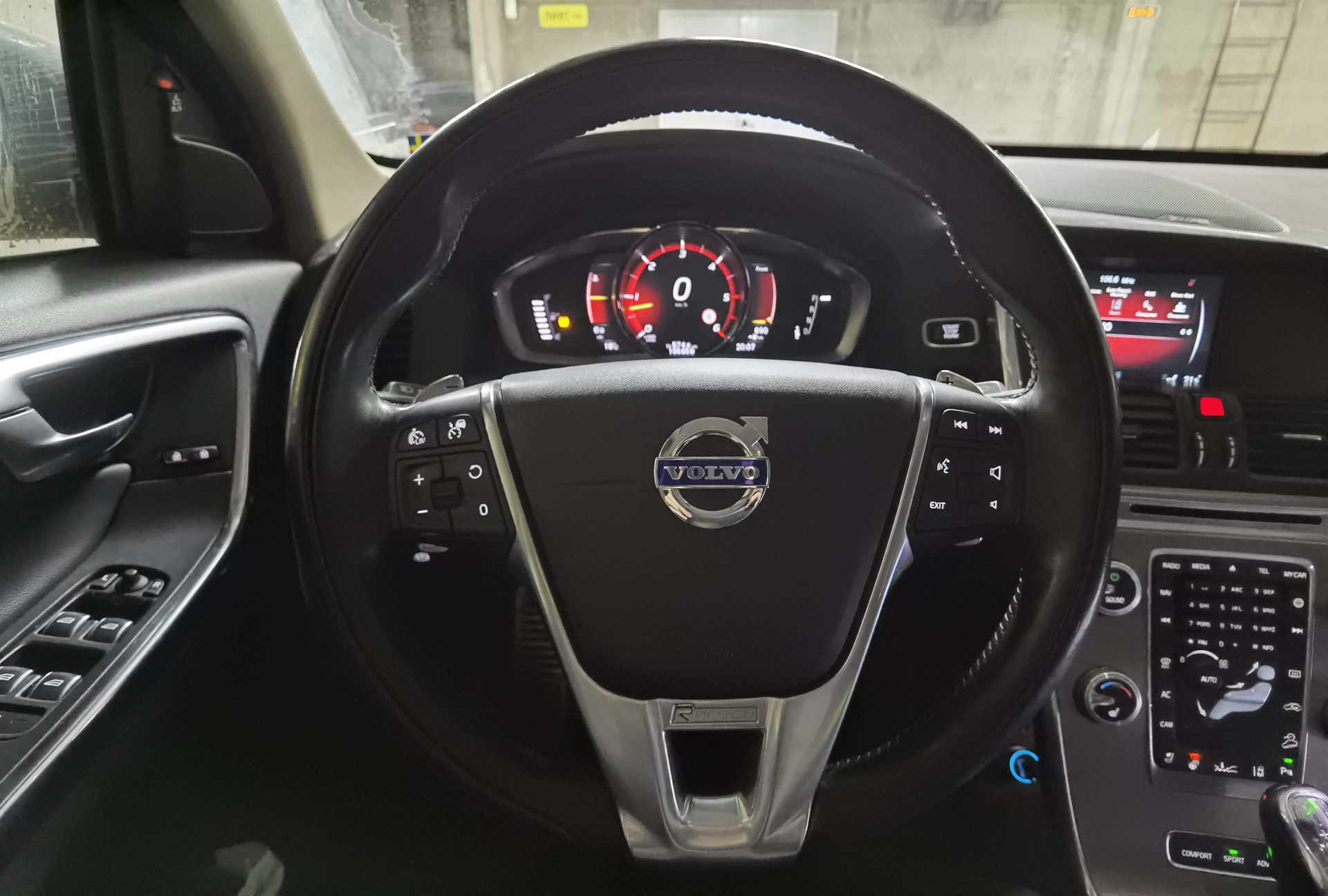 Полный пересвет салона, белая подсветка — Volvo XC60 (1G), 2,4 л, 2013 ...