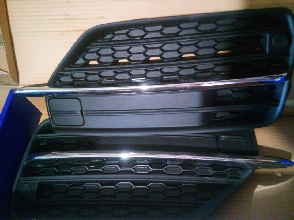 Решетка бампера Volvo XC90 31428890 на Volvo XC90 (2G). | 4 000 ₽ в ...