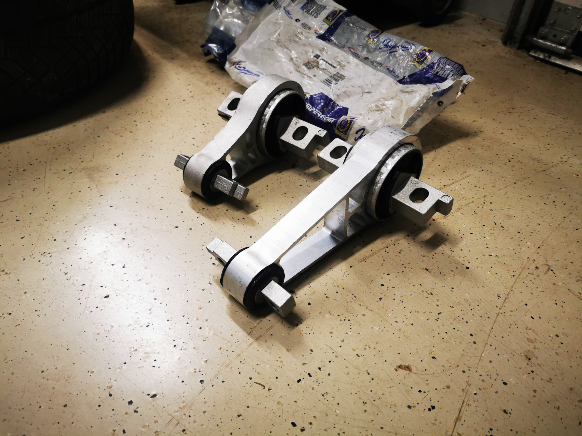 Замена подушек двигателя. Проблема вибраций. Не решено — Alfa Romeo 159 ...