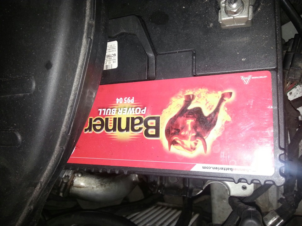 Замена АКБ — KIA Sorento (2G), 2,2 л, 2012 года | запчасти | DRIVE2