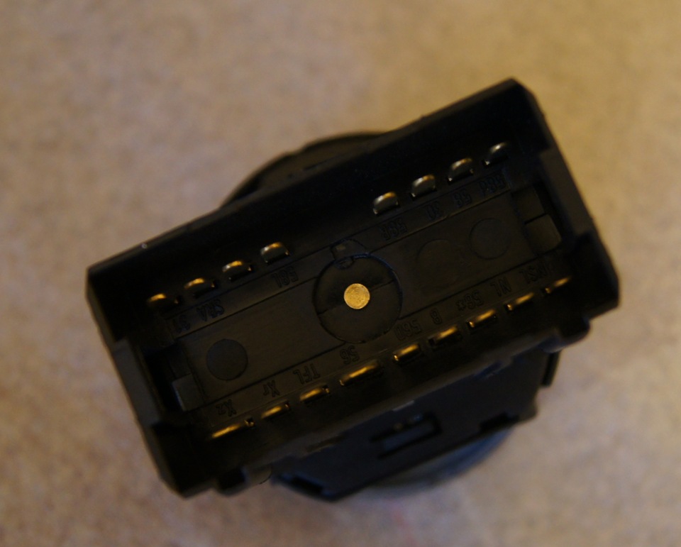 Переключатель и вставки в бампер — Volkswagen Polo Sedan, 1,6 л, 2011 ...