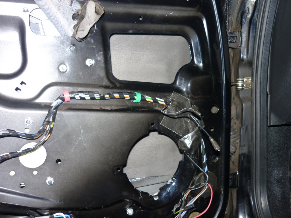 Шумоизоляция передних дверей. — Lada Granta, 1,6 л, 2012 года ...