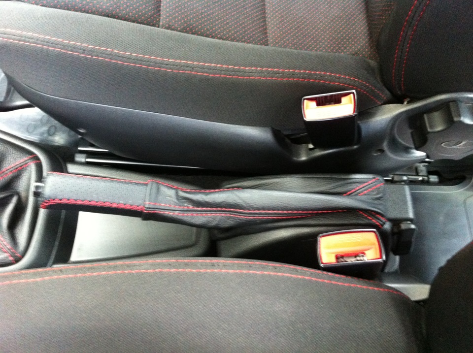 Пыльник на ручник — Lada Granta Sport, 1,6 л, 2014 года | тюнинг | DRIVE2