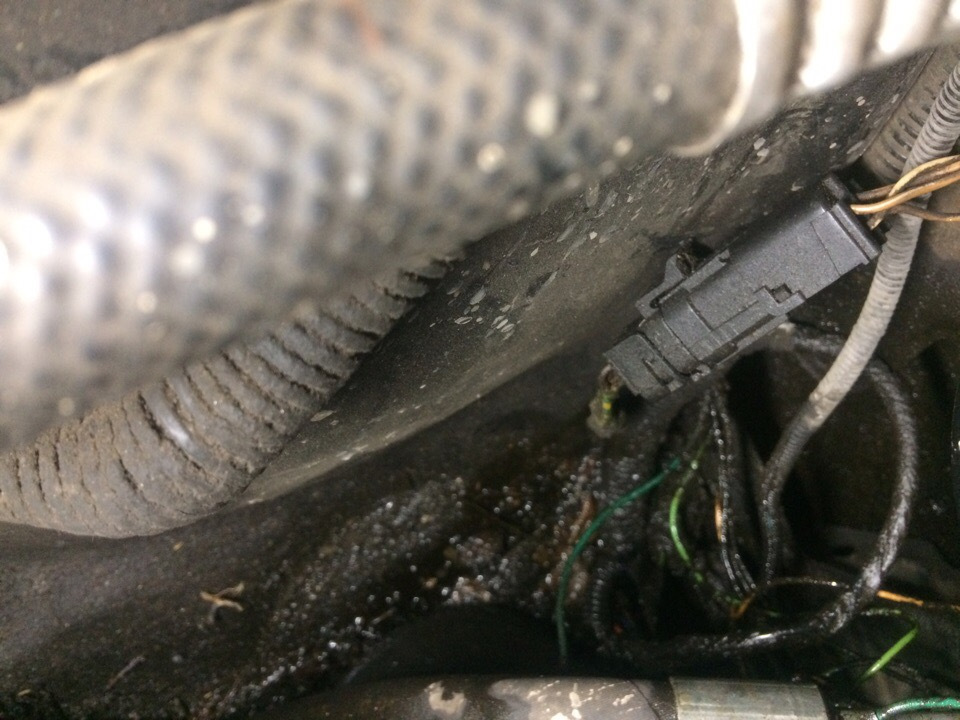 Замена масляных шлангов двигуна. — Chevrolet Blazer (S-10), 4,3 л, 1992 ...