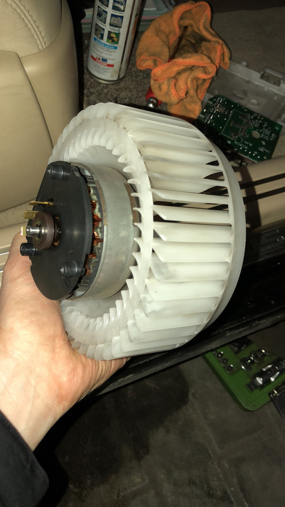 Ремонт вентилятора печки — Lexus LS (USF40/41), 4,6 л, 2008 года ...