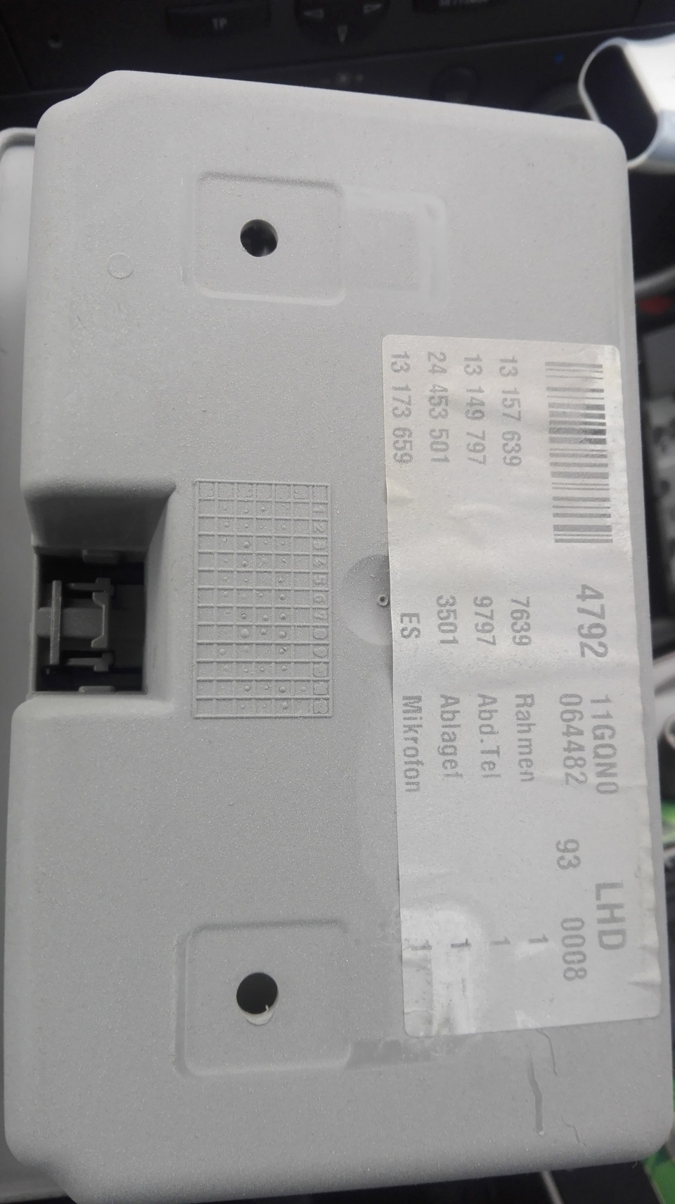 24453501 Полка для держателя очков GM | Запчасти на DRIVE2